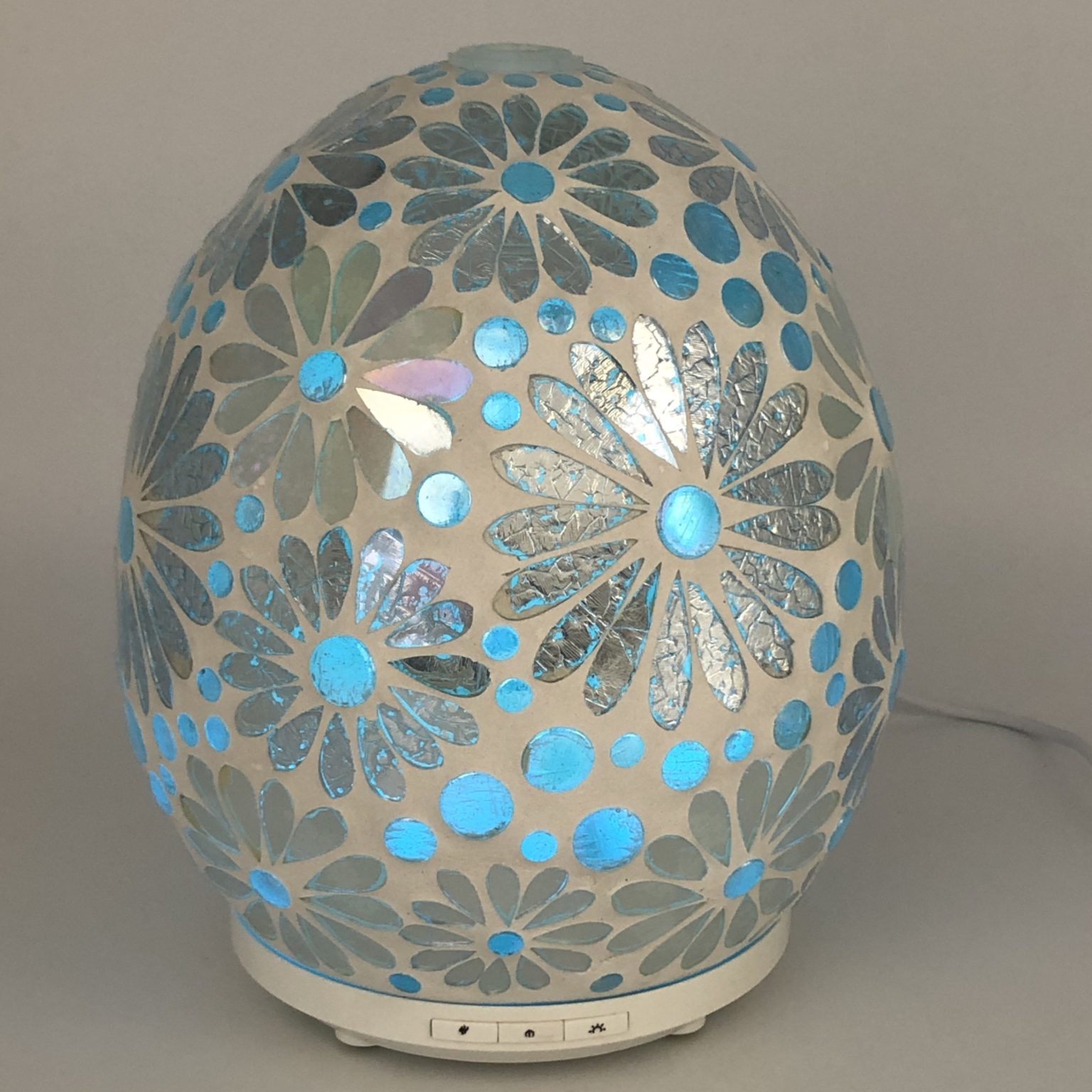 Large White Flower Aroma Diffuser | Earth Saltz